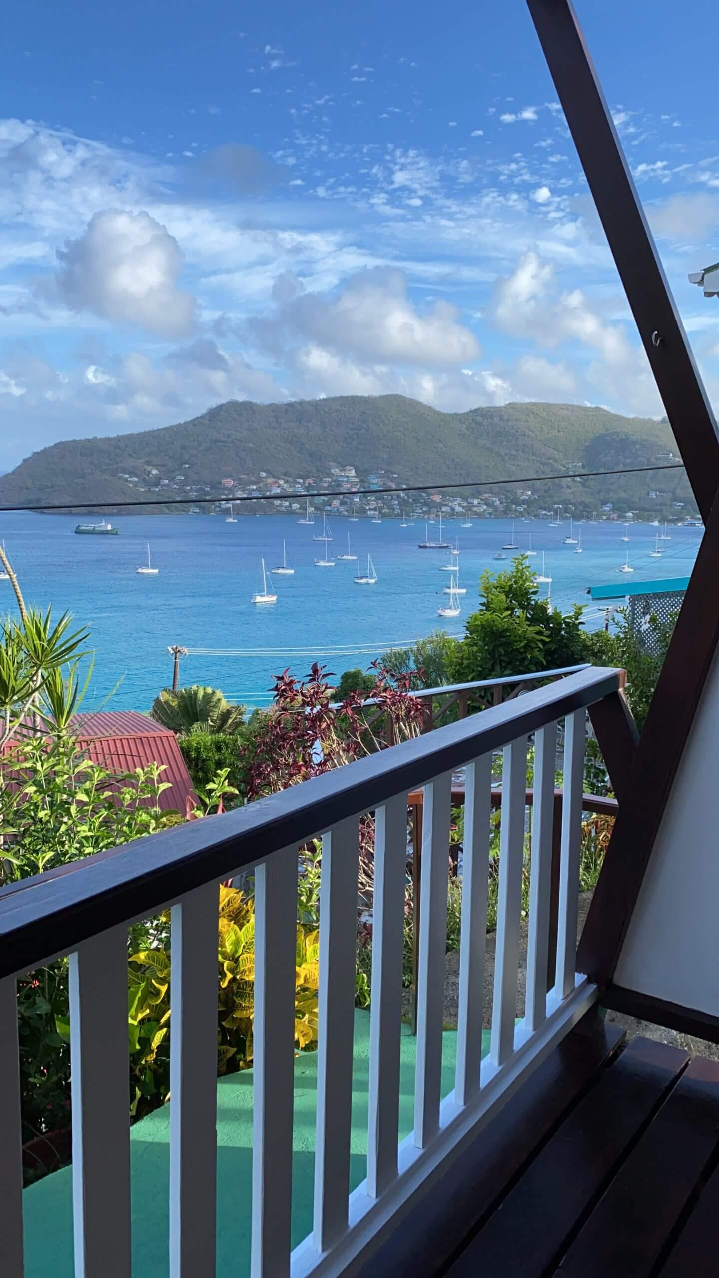 The Lookout, Bequia - review - Sailing Mirounga